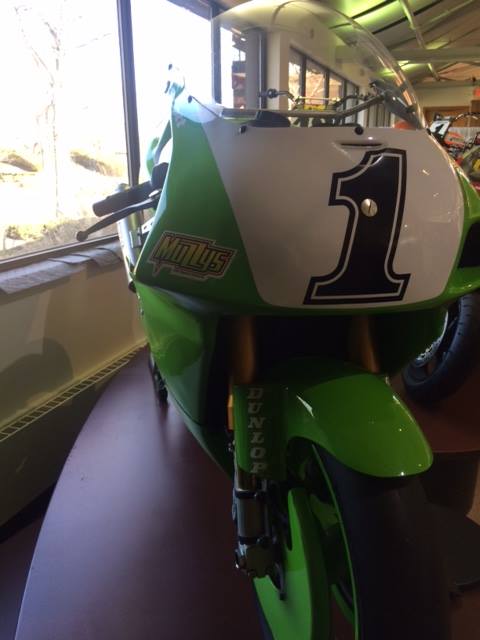 This is pretty cool—a Kawasaki ZX7R that was specially modified
